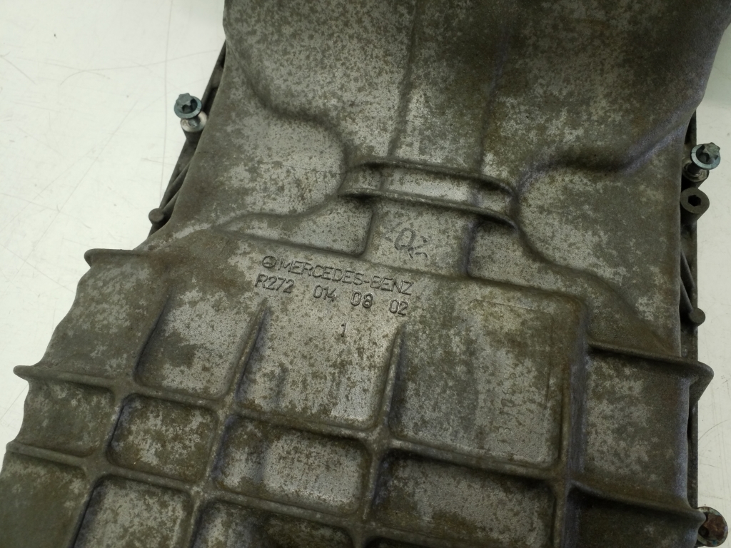 Naudotas Mercedes Benz E-Class Variklio dugninė A2720140802