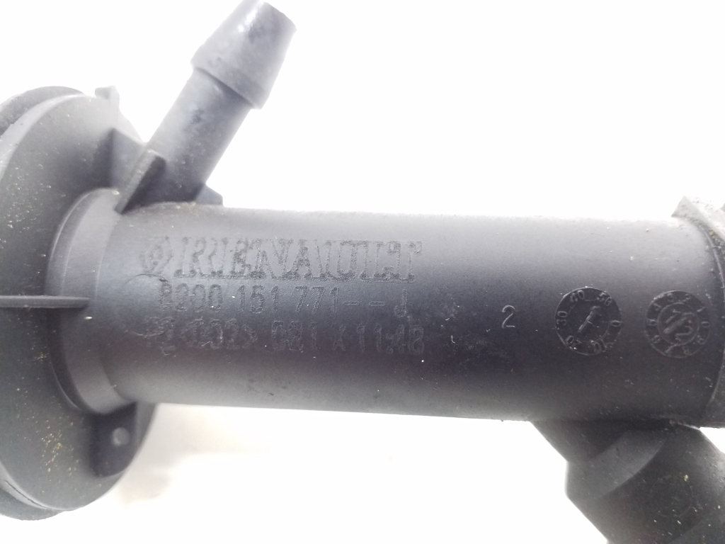 Used Mercedes Benz Citan Clutch cylinder master 8200151771