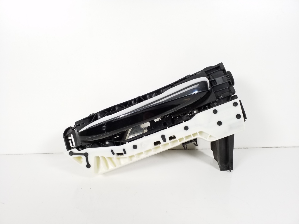 Used Mercedes Benz S-Class Front door outer opening handle A0997601700