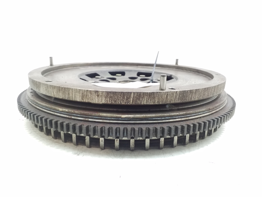 Used Mercedes Benz E-Class Clutch flywheel A2720300405