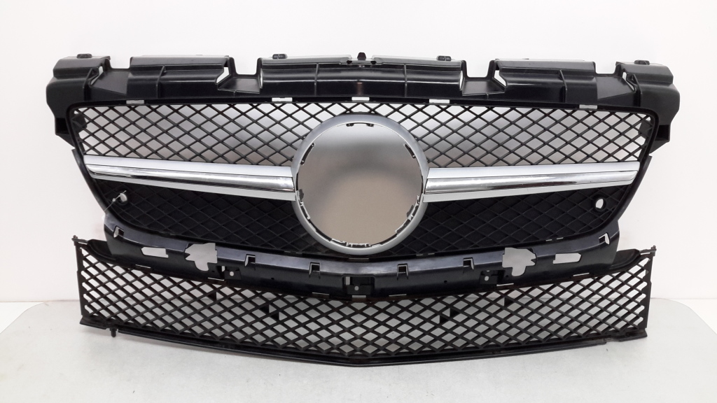 Used Mercedes Benz SLK-Class Front grille A1728880160
