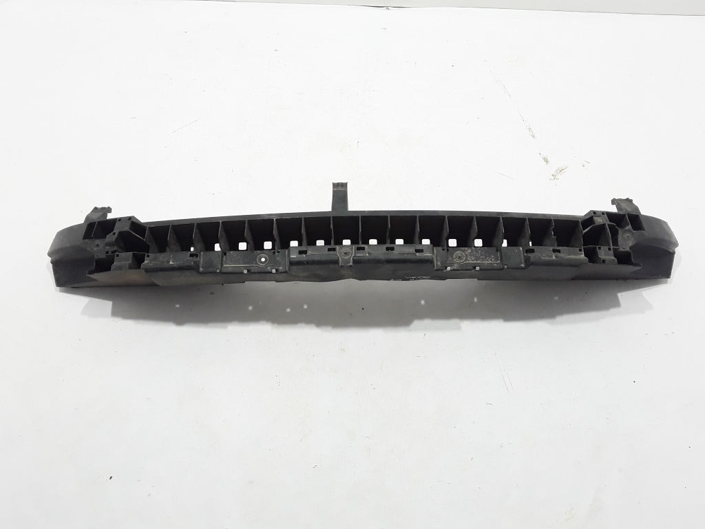 Used RENAULT Clio Rear bumper bracket 8200807041