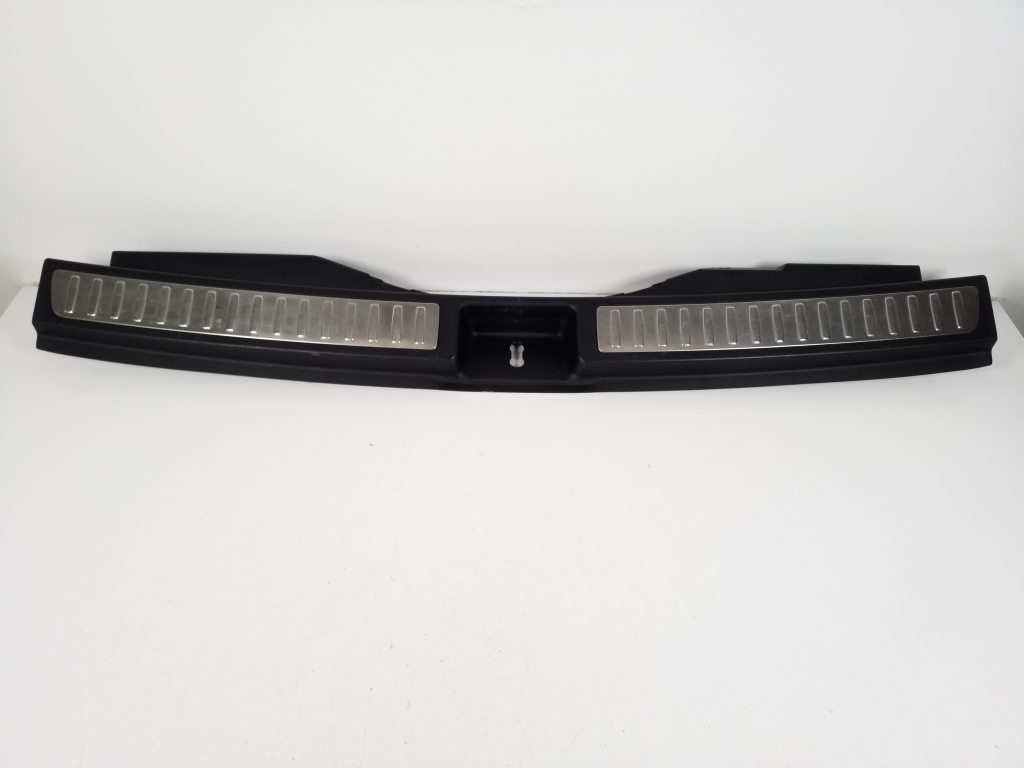 Used Mercedes Benz GL-Class Rear panel interior trim A1666900341