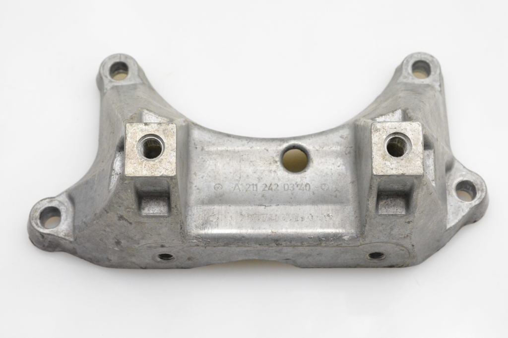 Used Mercedes Benz S-Class Gearbox holder A2112420340