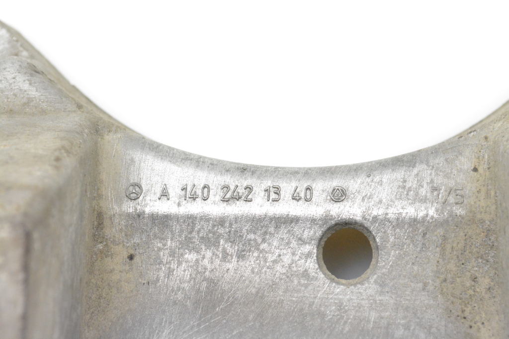 Used Mercedes Benz E-Class Gearbox holder A1402421340