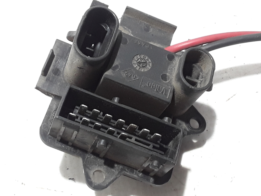 Used RENAULT Kangoo Cabin shoulder motor resistance 7701059206