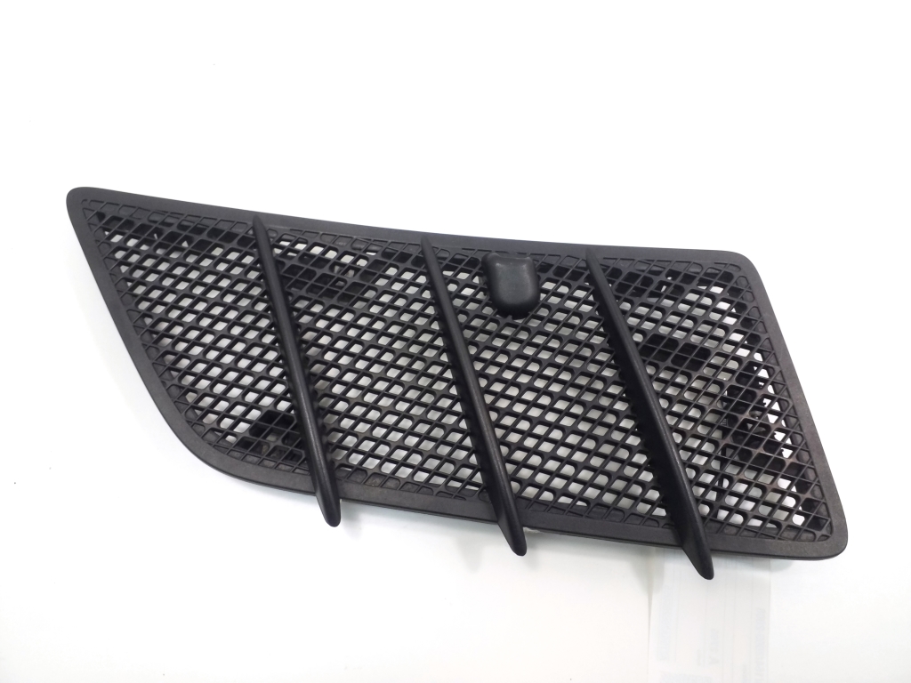 Used Mercedes Benz ML-Class Engine cover grille A1648801405