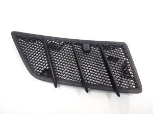 Used Mercedes Benz ML-Class Engine cover grille A1648801405