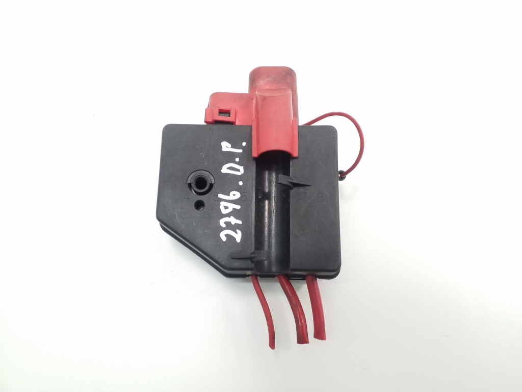 Naudotas Mercedes Benz ML-Class Saugiklių blokas salone A1645400050