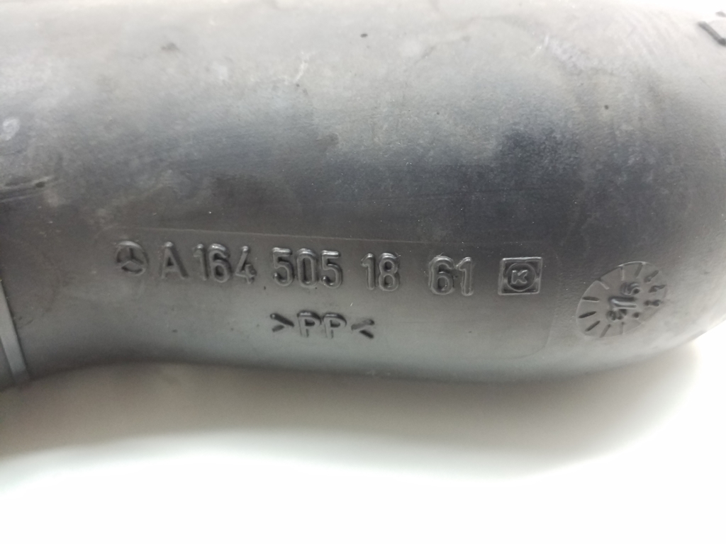 Naudotas Mercedes Benz ML-Class Oro paėmimo žarna A1645051861