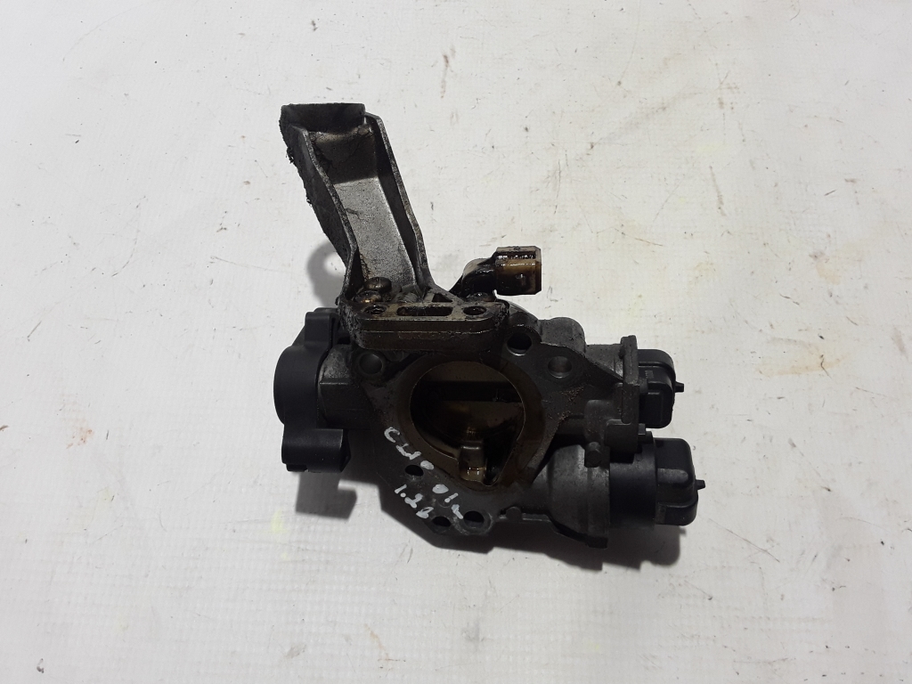 Used RENAULT Clio Accelerator valve 7700105042