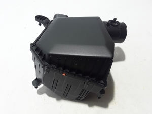 Naudotas VOLVO XC40 Oro filtro korpusas 32222663