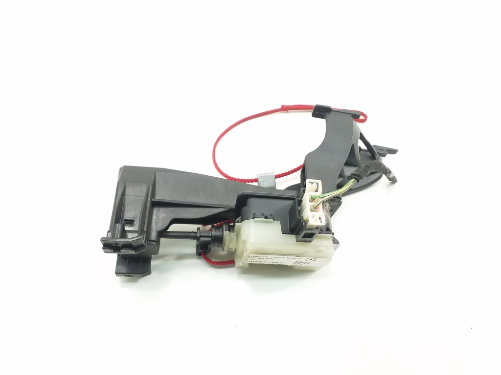 Used Mercedes Benz ML-Class Fuel filler cap lock A2518200197