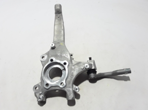 Naudotas VOLVO XC90 Stebulė priekinė 32298139