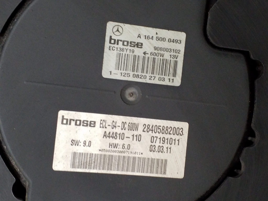 Used Mercedes Benz ML-Class Cooling fan and its parts A1645000593