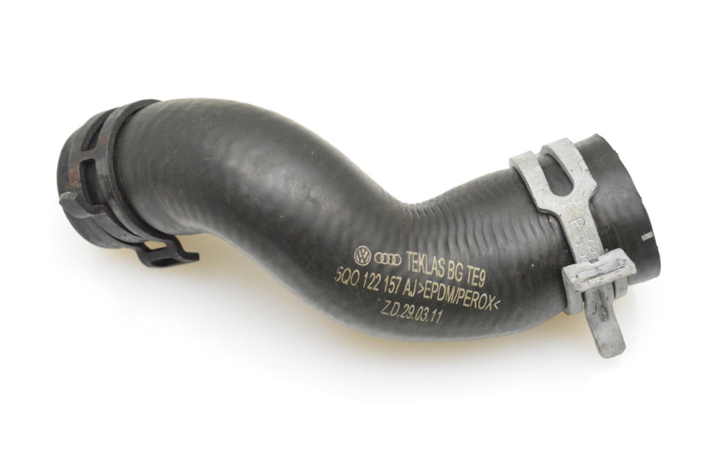 Used Volkswagen Golf Intestine 5Q0122157AJ