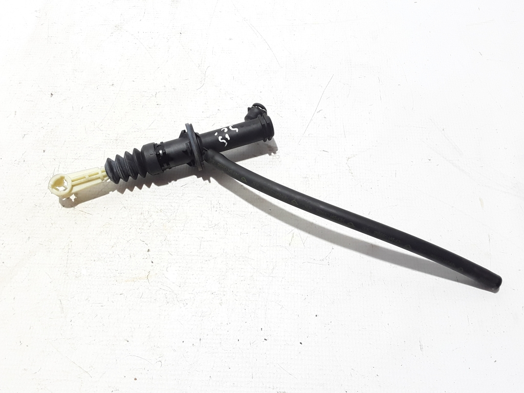 Used RENAULT Scenic Clutch cylinder master 306107195R
