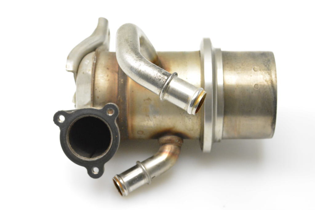 Used Volkswagen Golf EGR valve cooler 04L131512D