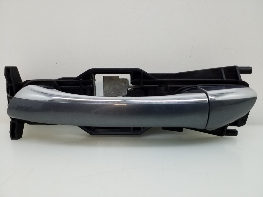 Used Mercedes Benz CLS-Class Front door external opening handle and its ...