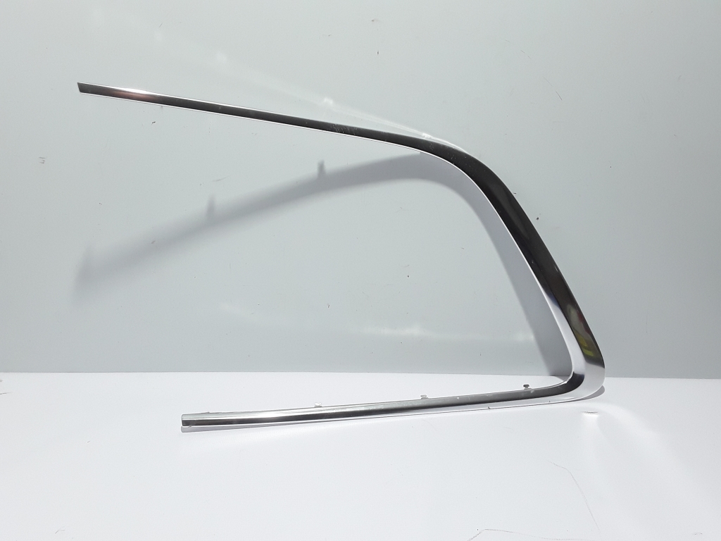 Used VOLVO XC90 Rear wing fork strap outer 31371235