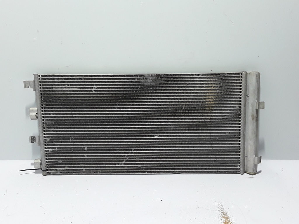 Used Dacia Duster Air conditioning radiator 921008028R