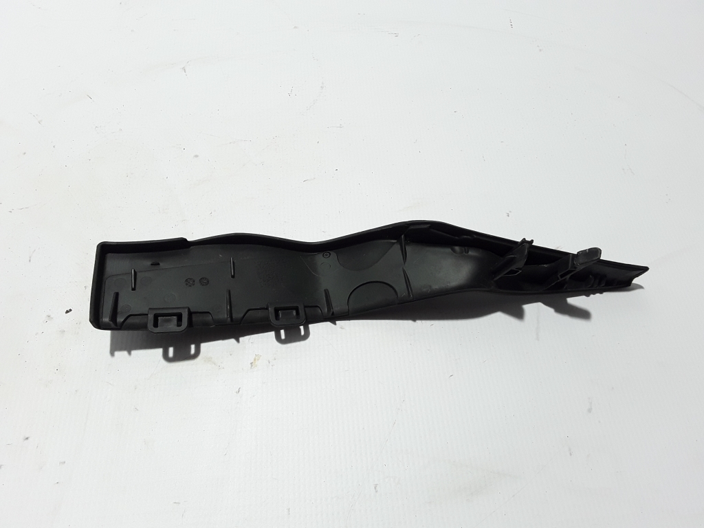 Used VOLVO XC90 Windshield wiper mechanism trim to the glass 31442411
