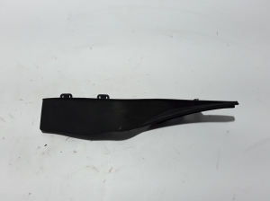 Used VOLVO XC90 Front wiper mechanism trim to the glass 31353779