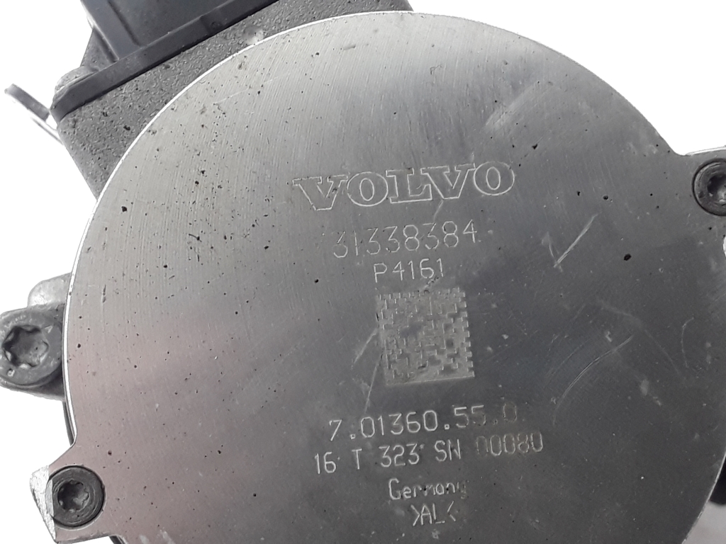 Naudotas VOLVO XC90 Cirkuliacinis siurblys 31338384