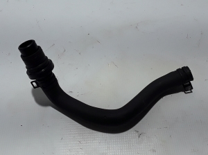 Used VOLVO XC90 Cooling radiator hose 31338404