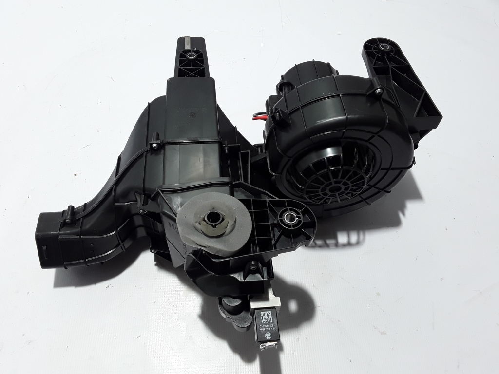 Used VOLVO XC90 Cabin shoulders and its details 31449328