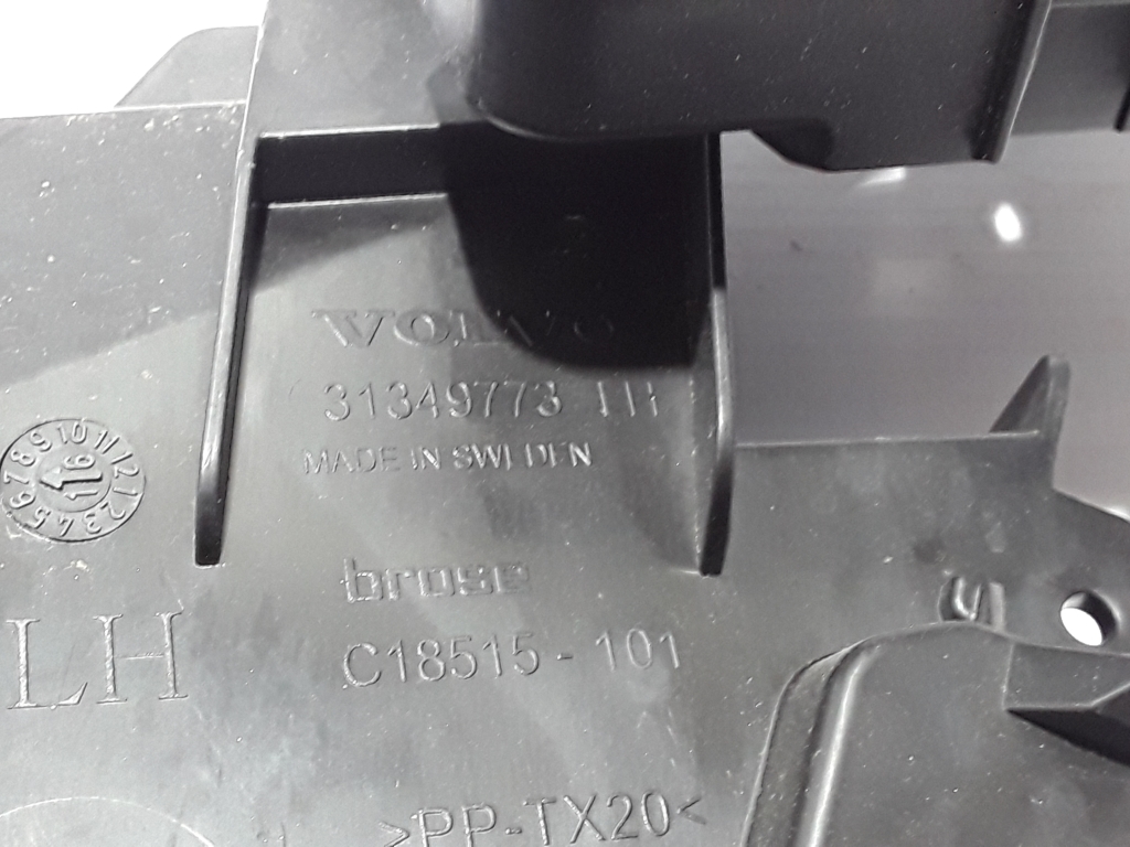 Used VOLVO XC90 Rear side door window lifter frame 31349773