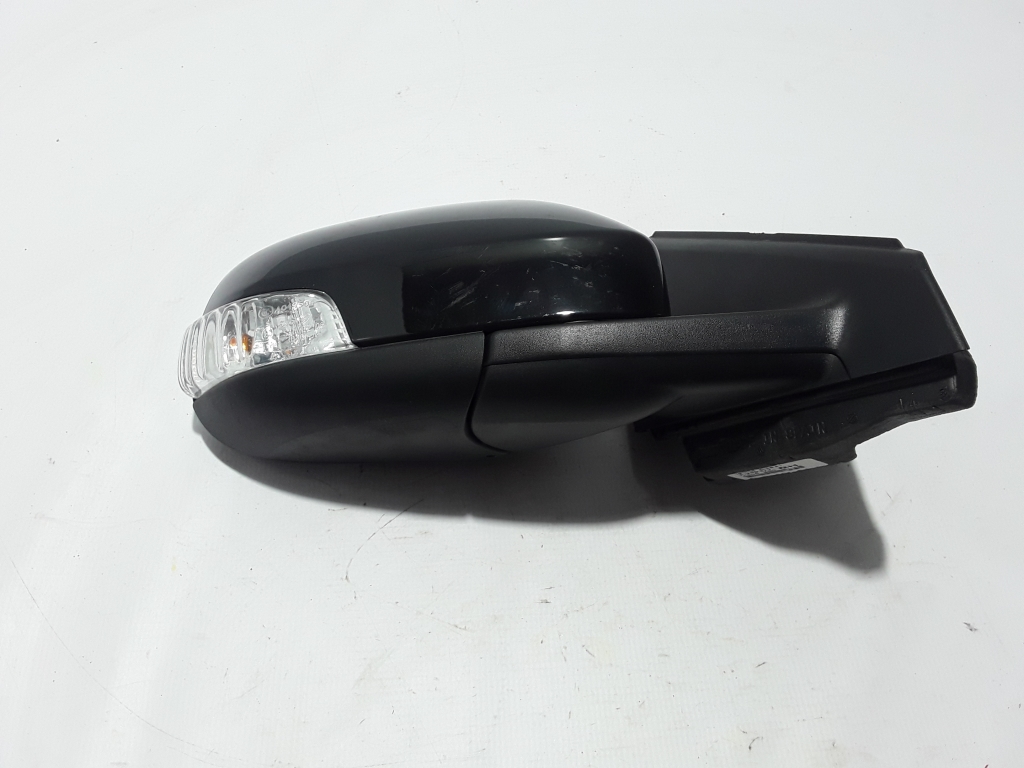 Used VOLVO V40 Side mirror and its details 31299377