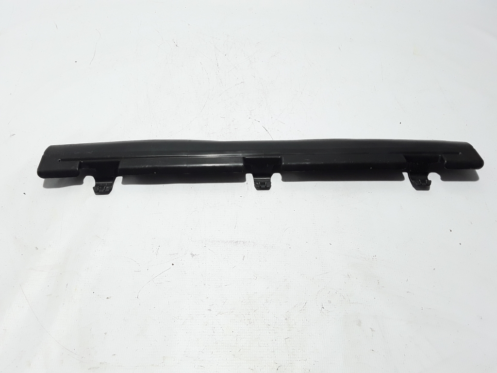 Used VOLVO XC60 Air deflector cooling radiator 31455085