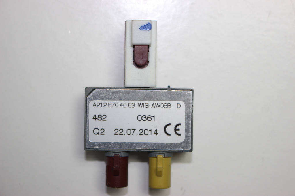 Used Mercedes Benz GL-Class Other detail of audio equipment A2128704089