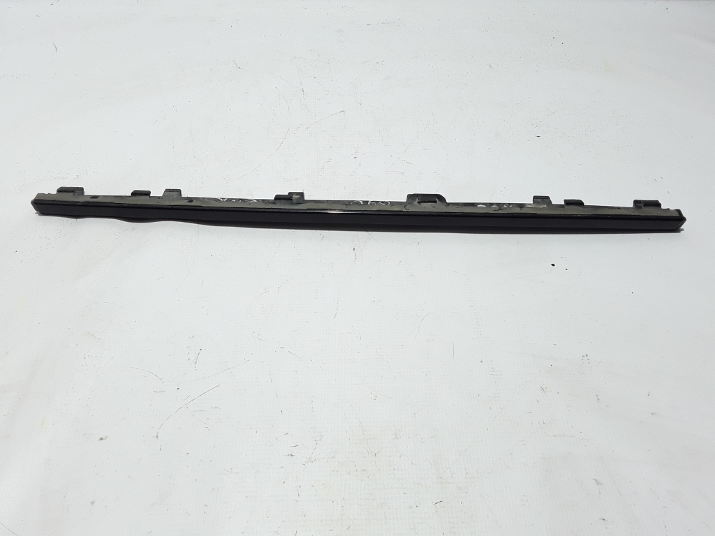 Used VOLVO XC90 Front bumper trim strip 31383800