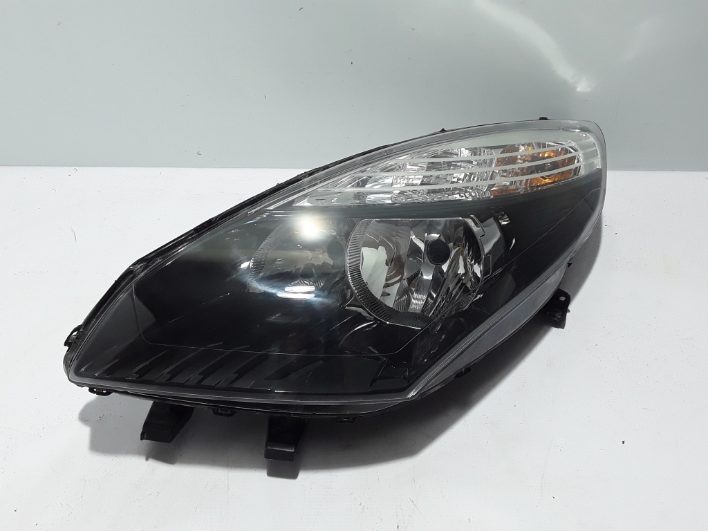 Used RENAULT Scenic Headlights 260600023R