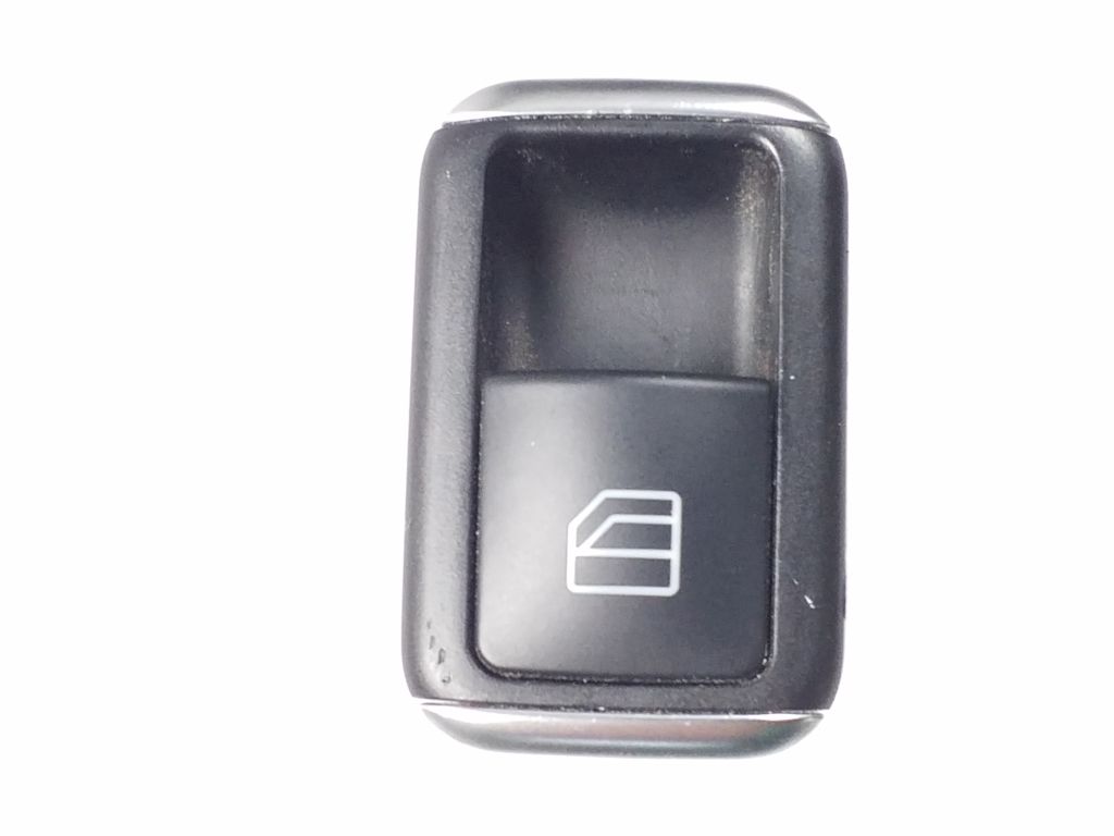 Used Mercedes Benz E-Class Rear side door glass switch A2049058102
