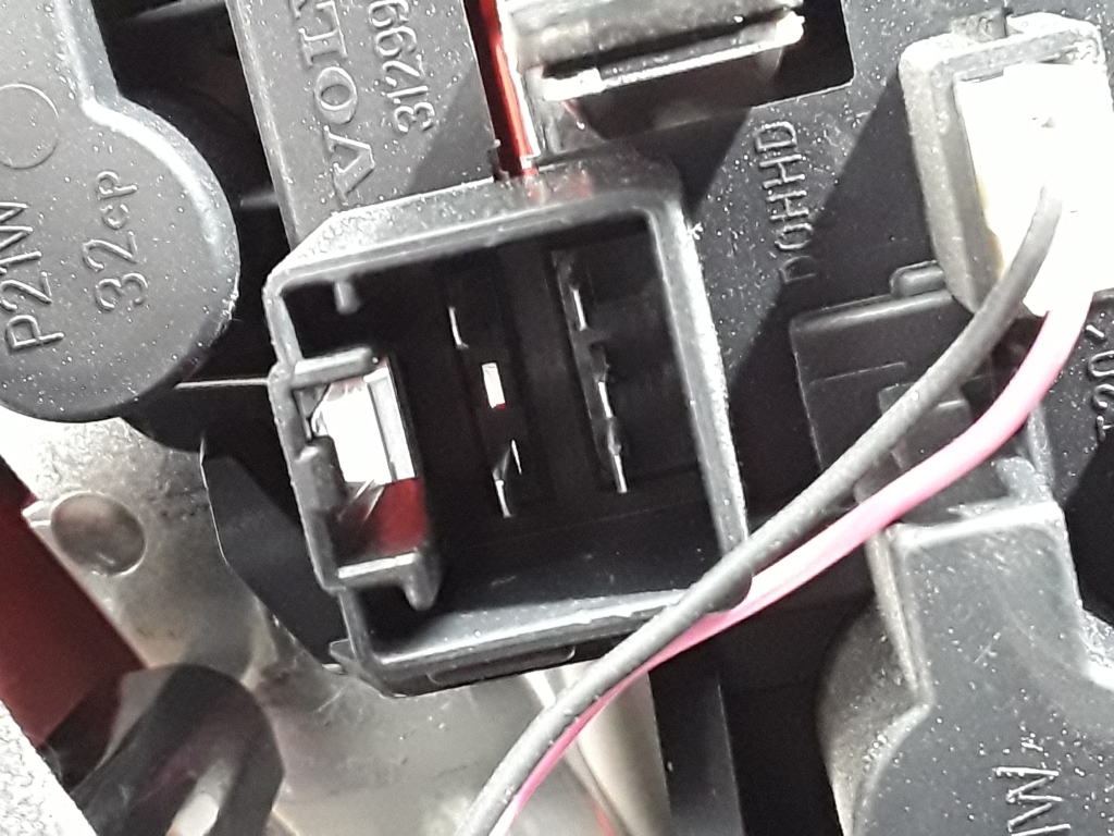 Used VOLVO V40 Rear corner lamp 31395845