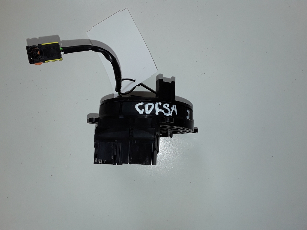 Used Opel Corsa Steering coil 22914039