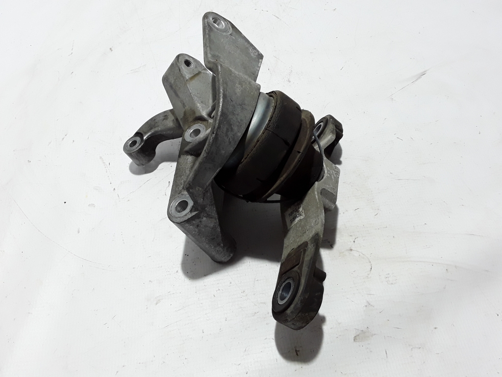 Used VOLVO V40 Engine cushion 31359635