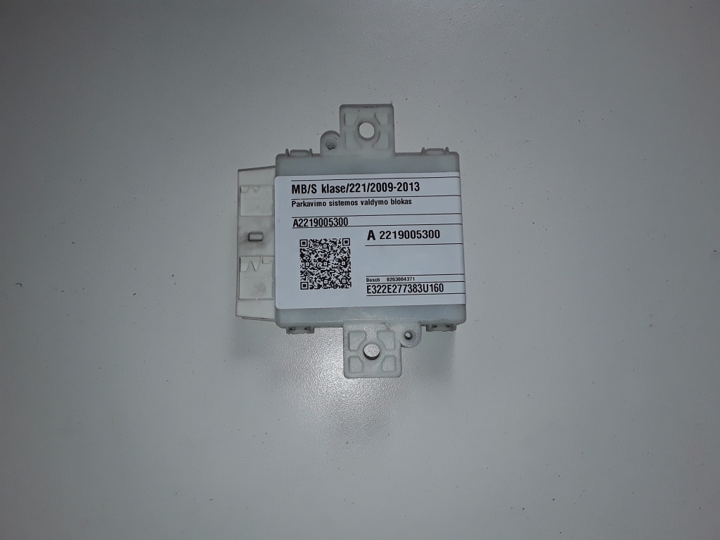 Used Mercedes Benz S-Class Parking system control unit A2219005300