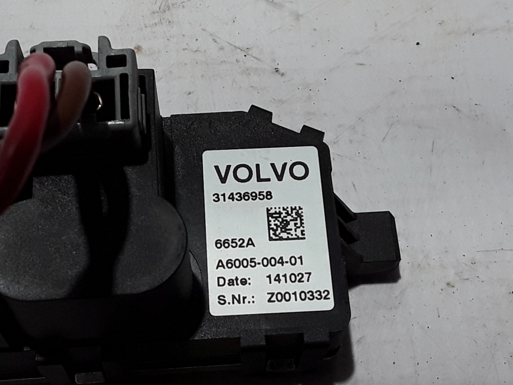 Used VOLVO V40 Relay 31436958