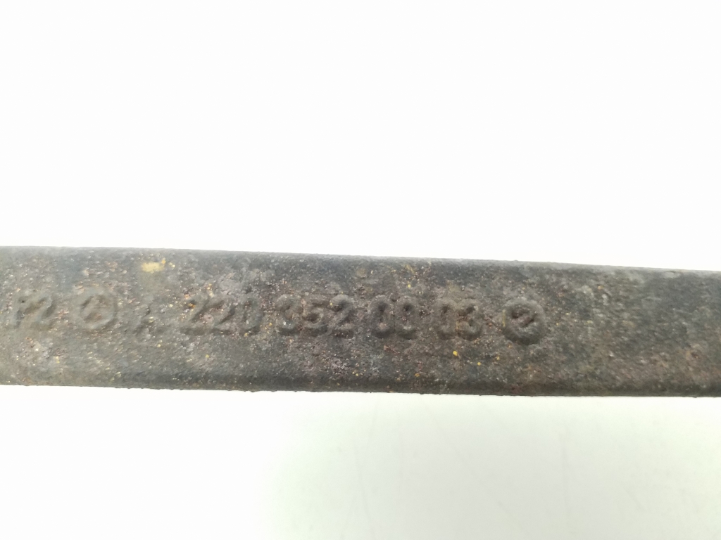 Used Mercedes Benz CL-Class The rear axle pulled A2203500453