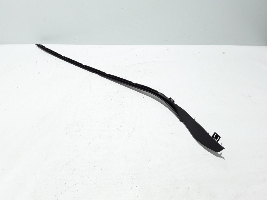 Used VOLVO XC60 Windscreen strut outer 32210591