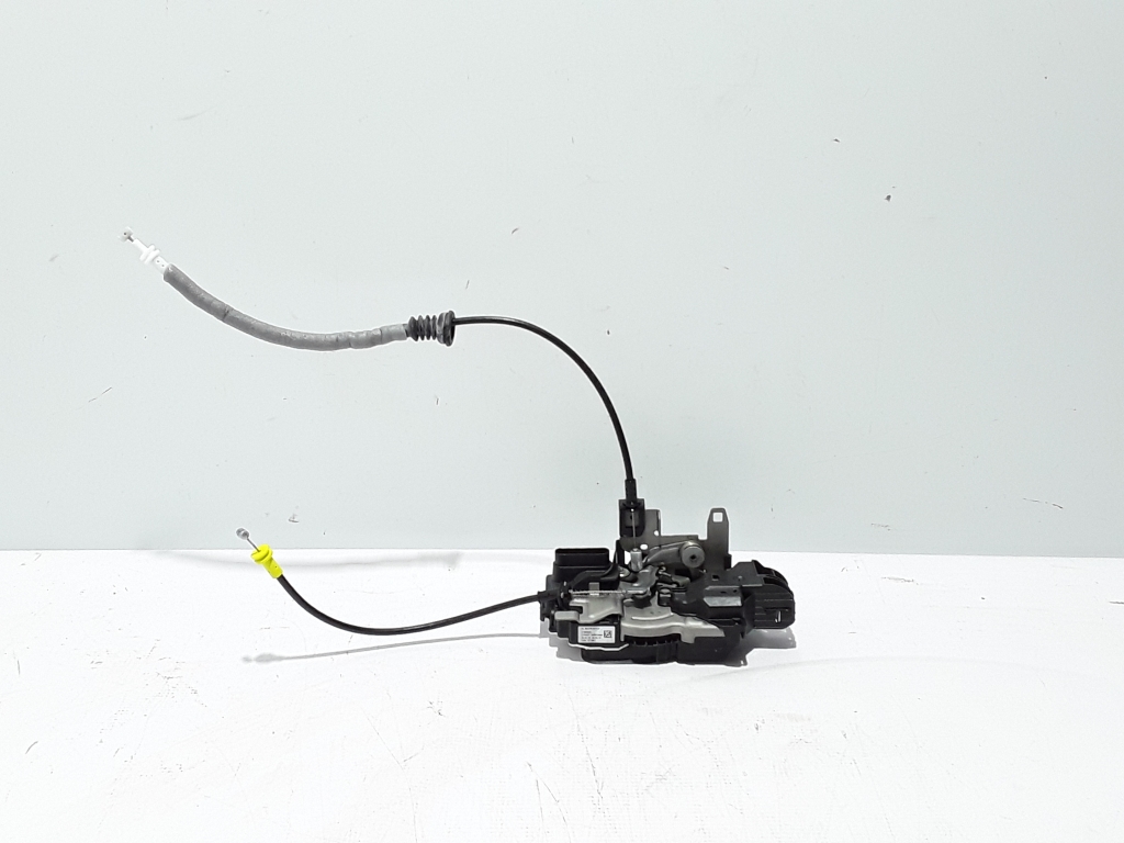 Used VOLVO XC60 Front door lock 31462456