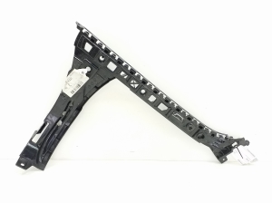 Naudotas Mercedes Benz E-Class Galinio bamperio laikiklis A2138851765