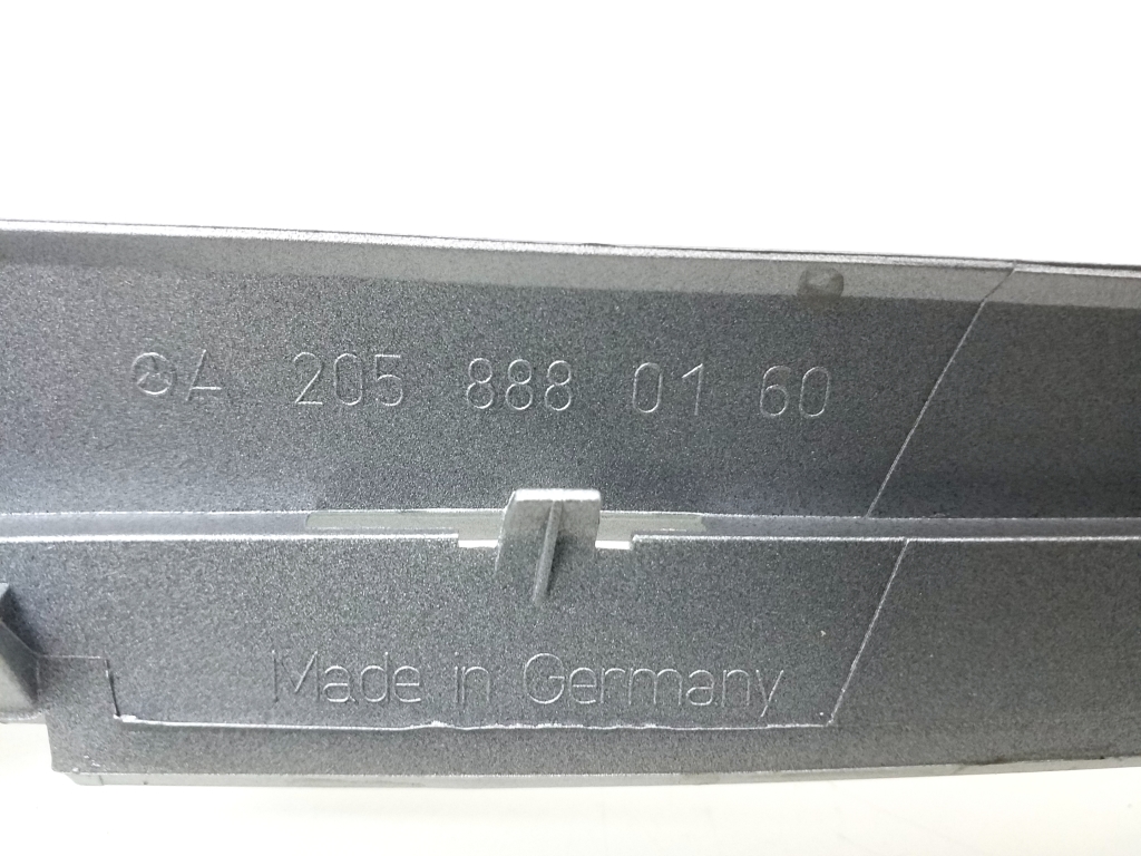 Used Mercedes Benz C-Class Another detail of the front grille A2058880160