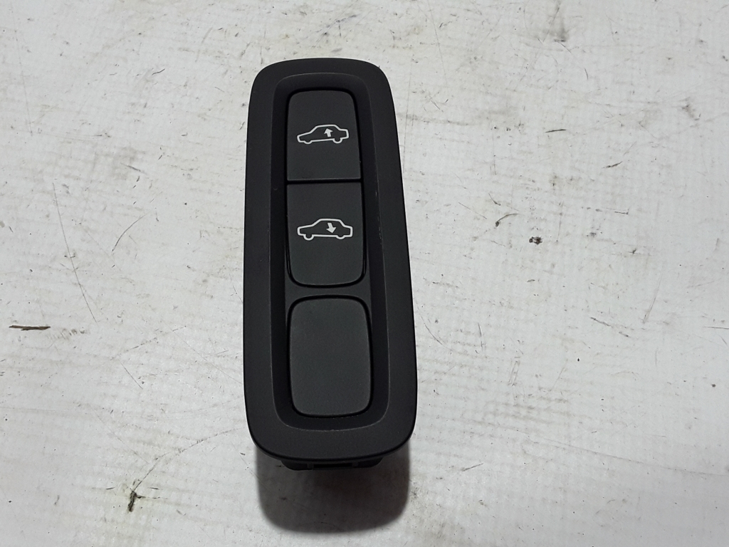 Used VOLVO XC60 Suspension height adjustment switch 31376484
