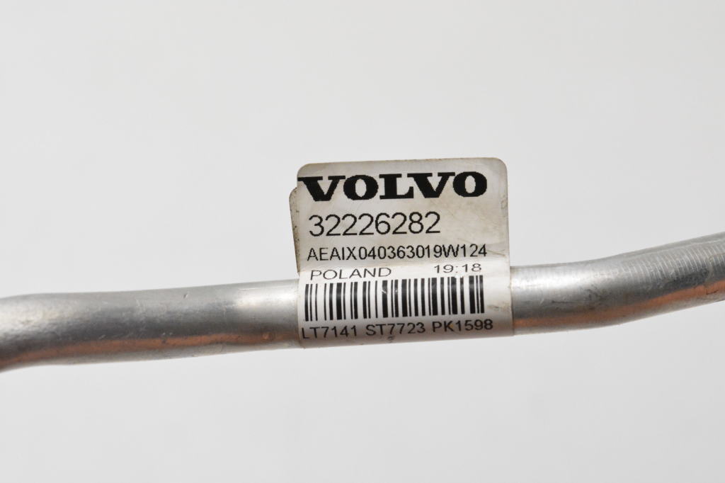 Used VOLVO XC90 Hose for air conditioning 32226282