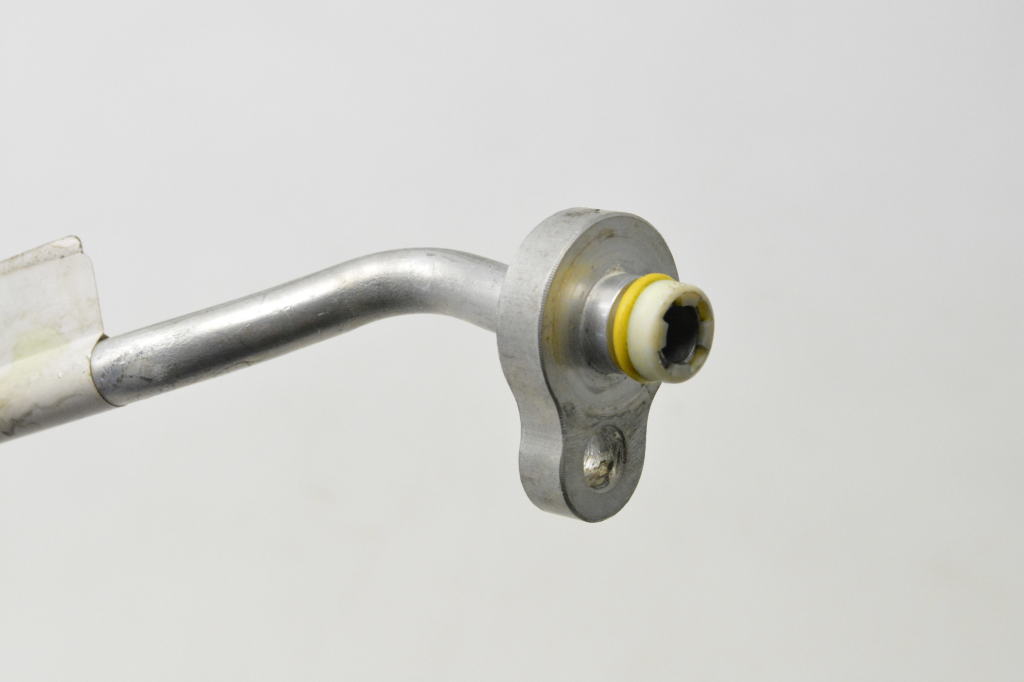 Used VOLVO XC90 Hose for air conditioning 32226282